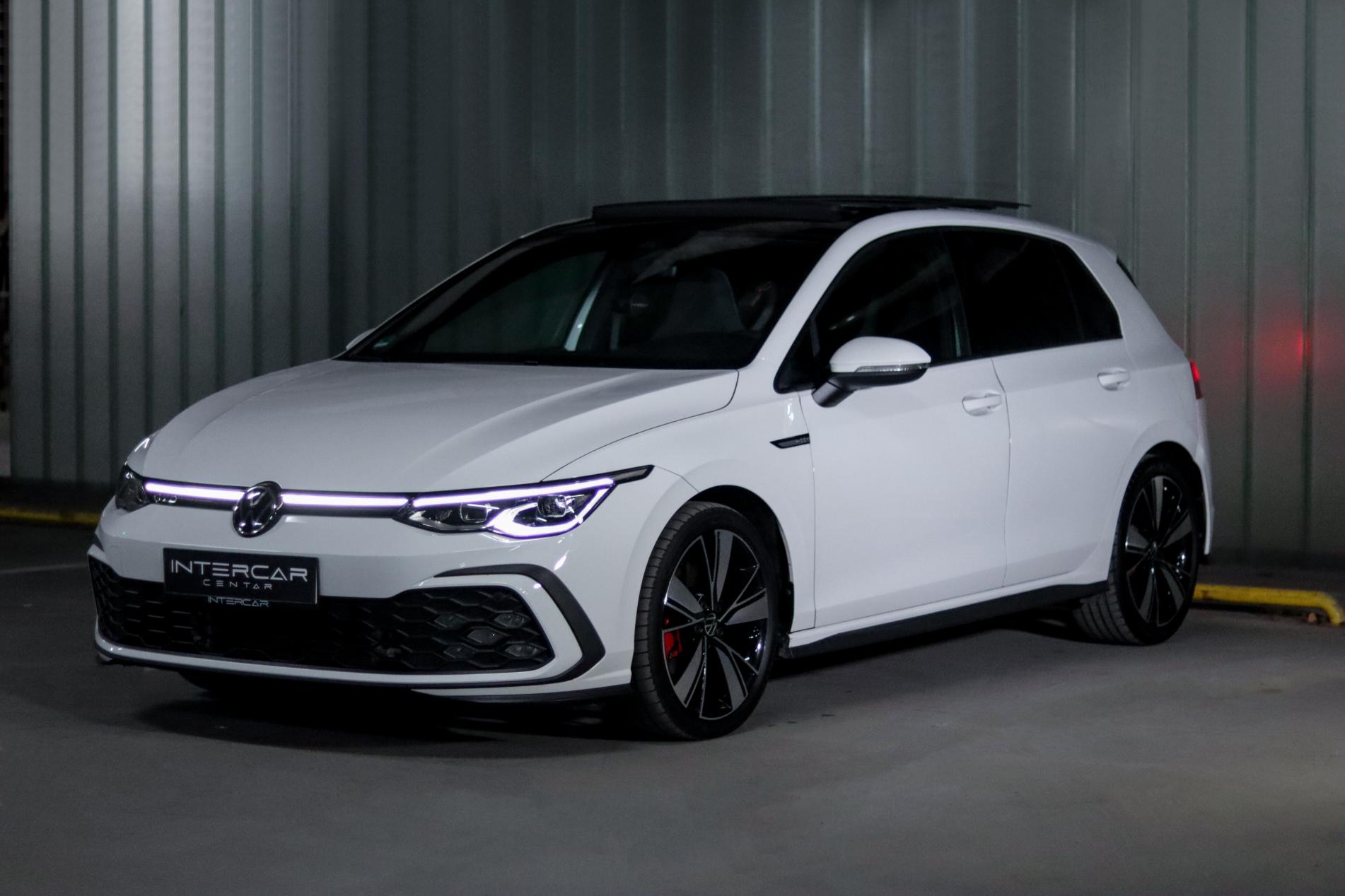 Volkswagen Golf VIII 2.0 GTD DSG | INTERCAR