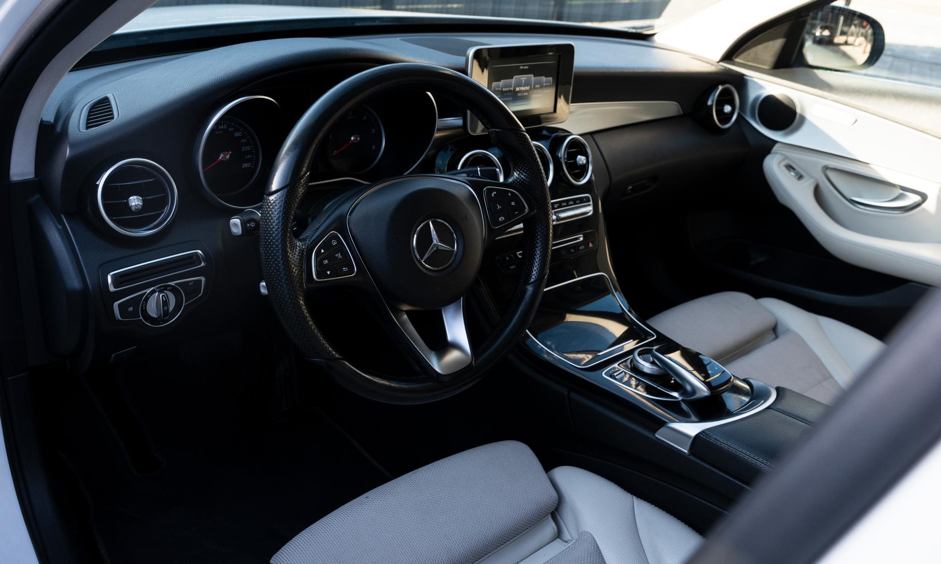 Mercedes Benz C 220D ''AMG Line'' | INTERCAR