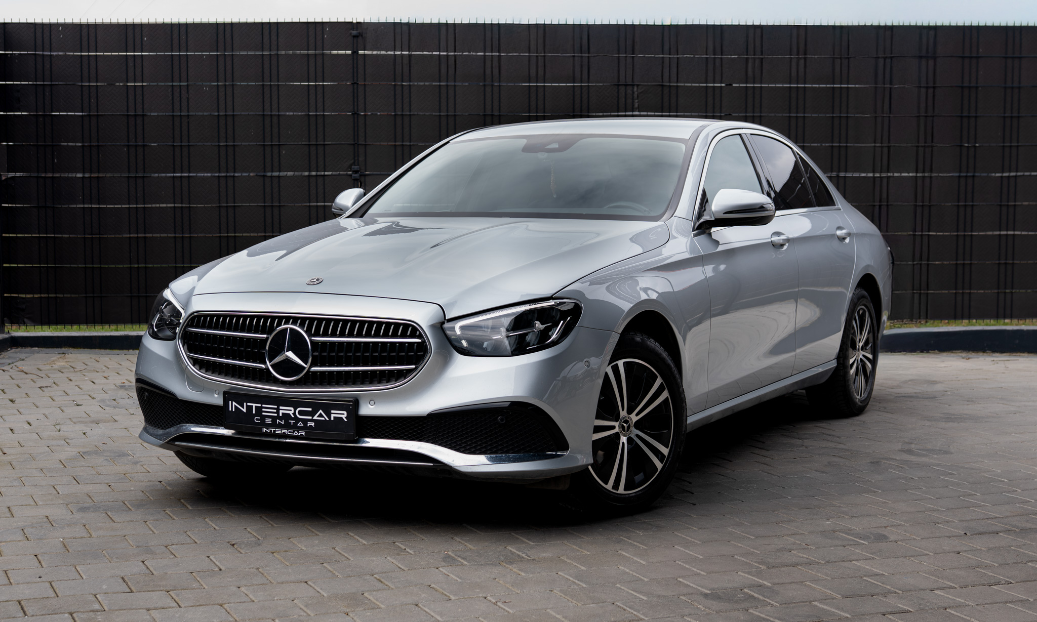 Mercedes-Benz E class 220cdi | INTERCAR